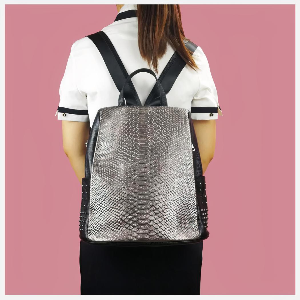 Sac à dos élégant motif croco pour femme - Mon Sac à Dos